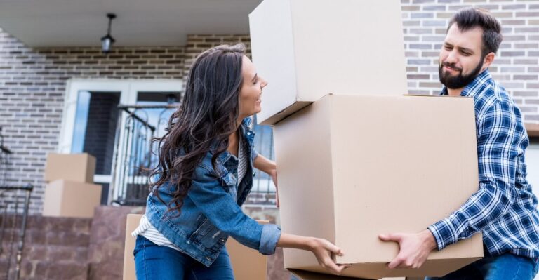 How to Arrange Large Furniture in a Small Room | CORT Furniture Rental